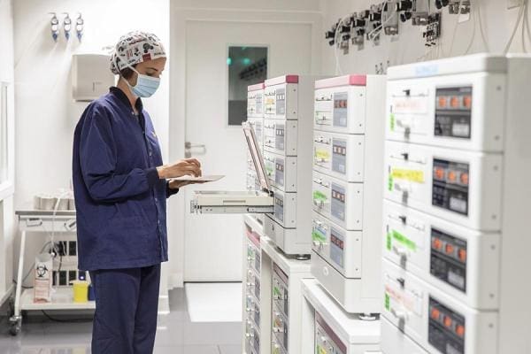 Safety and traceability of embryos in an IVF laboratory - Fertility ...